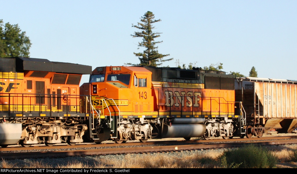 BNSF 143